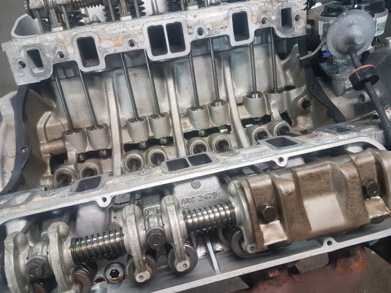 3.5 ROVER V8 CARBURETTOR LAND ROVER ENGINES - Simmonites