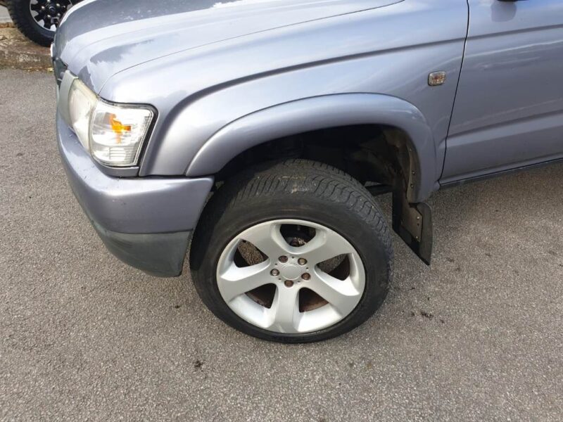 1994 TOYOTA / RANGE ROVER DOUBLE CAB PICK UP - Simmonites